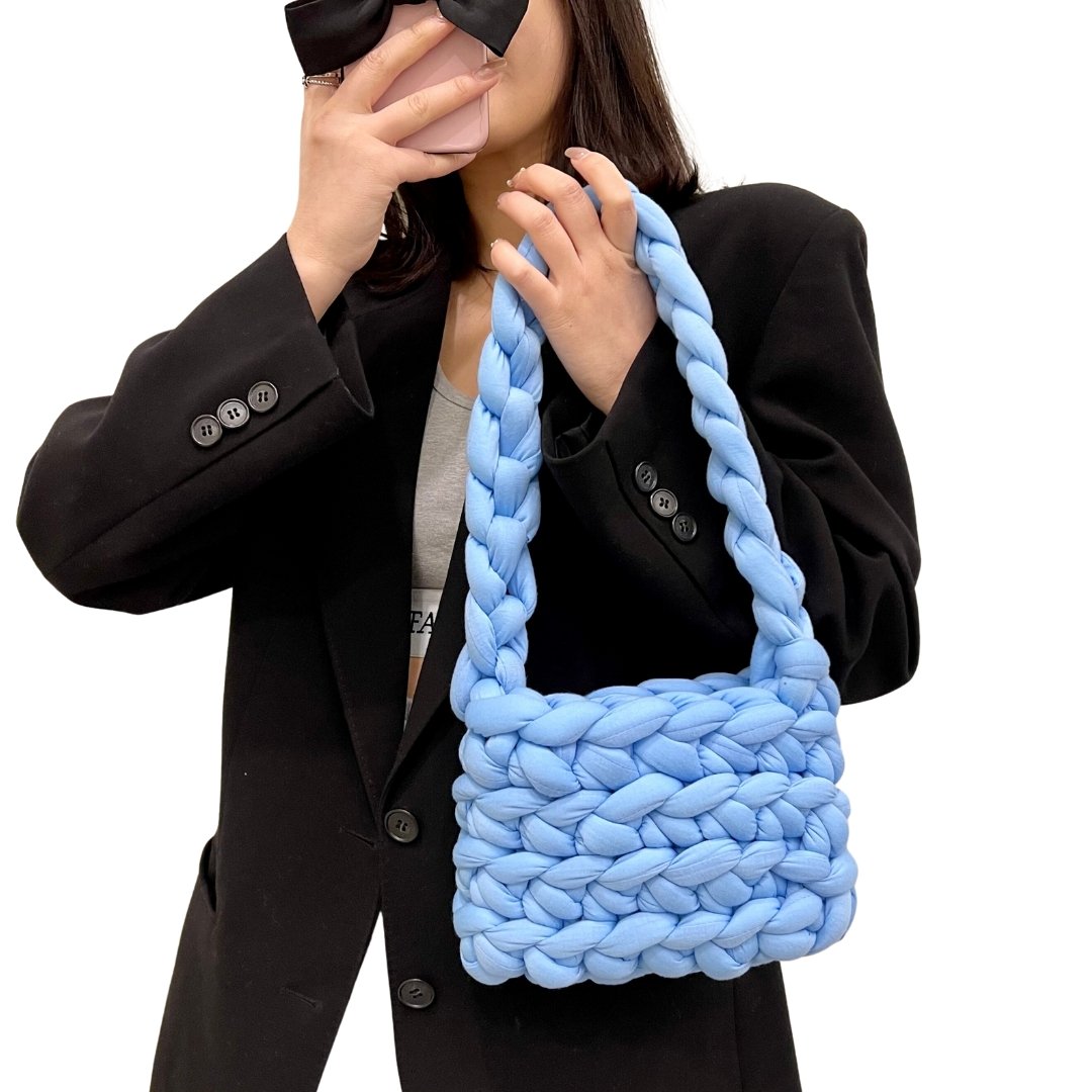 CHUNKY KNIT PURSE - Kalinzy
